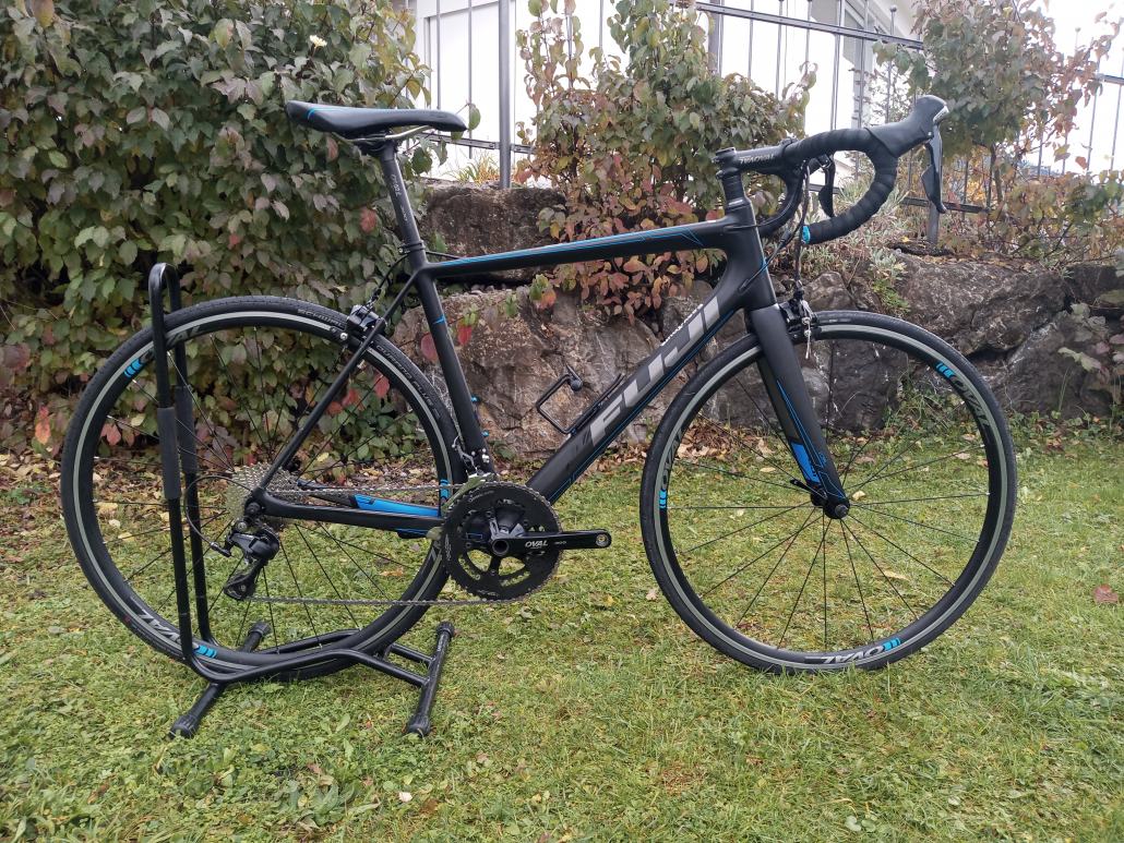 Fuji SL3.3 Carbon Rennrad Shimano 105 11-fach Rahmenhöhe 56 Modelljahr 2018 gebraucht - Easy ...